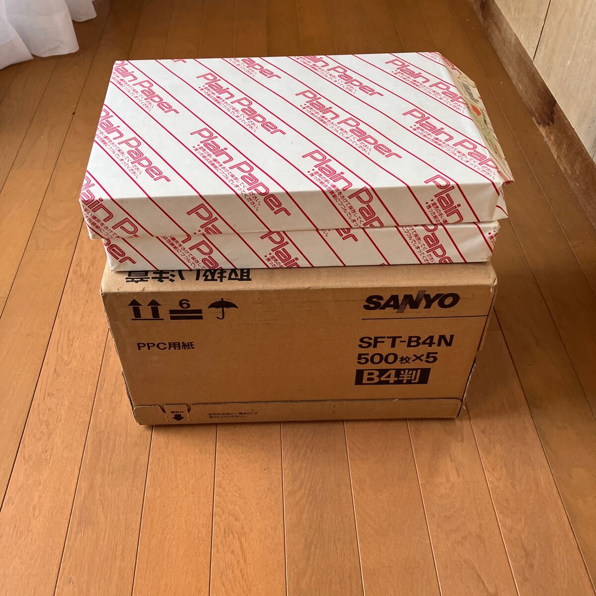 Yahoo!オークション - コピー用紙(PPC用紙) B4版(約3500枚)
