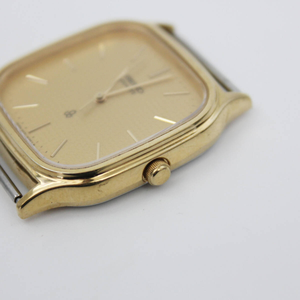 W250604-08 SEIKO セイコー 6431-5050 メンズ腕時計 クォーツ ジャンク 文字盤ゴールド 第31回創立記念 日信グループ 10年勤続 刻印あり(セイコー)｜売買された ...