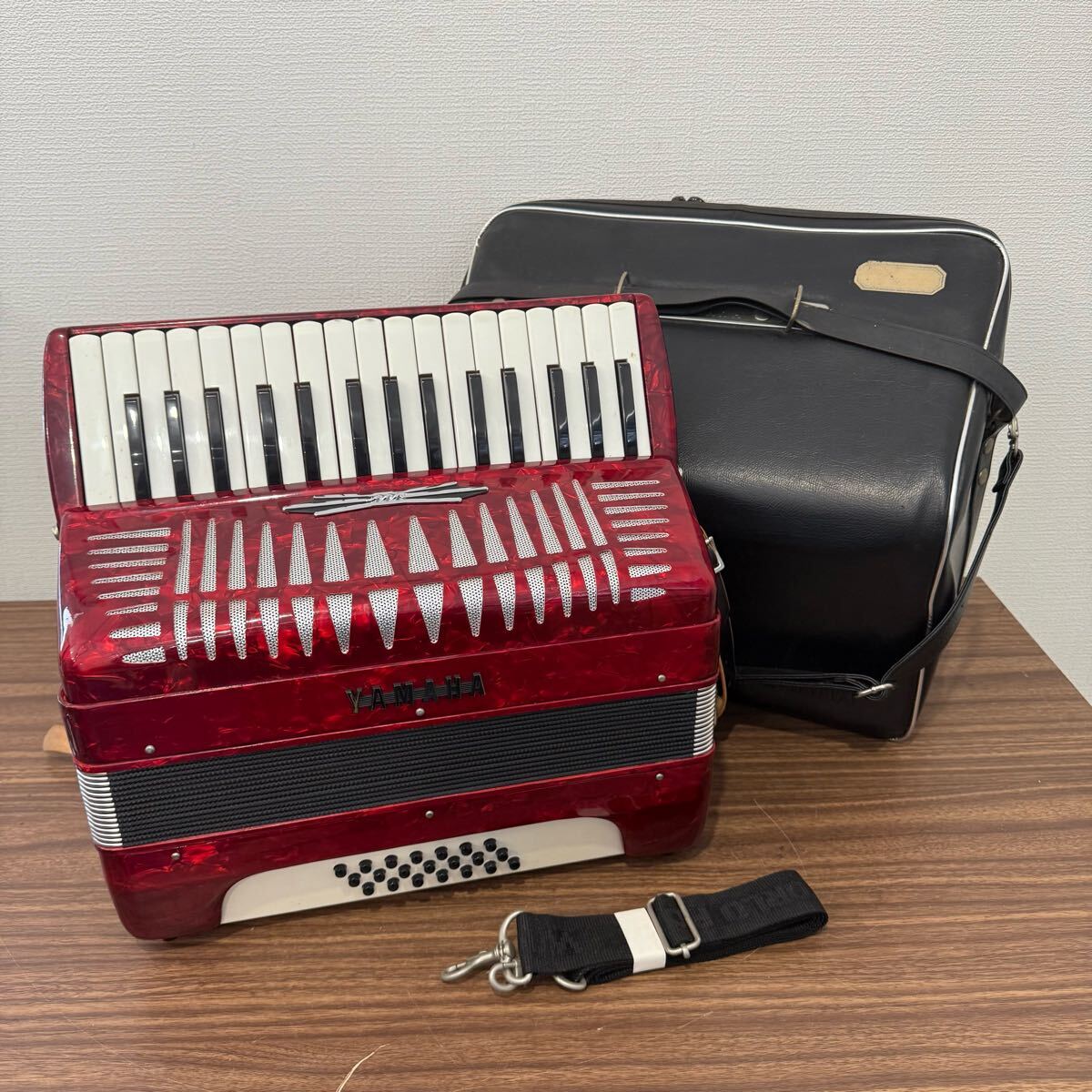 Yahoo!オークション - OYF539 YAMAHA ヤマハ アコーディオン 8905 21ベ...