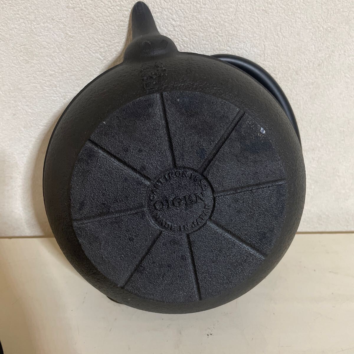 Yahoo!オークション - 【IH使用可】鉄瓶 東雲亀甲1L【南部鉄器】【及源...