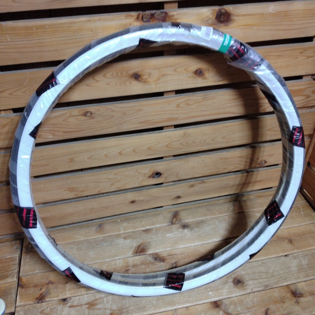 Yahoo!オークション - 未使用保管品 ブリヂストン TRT-26WB タフロード...