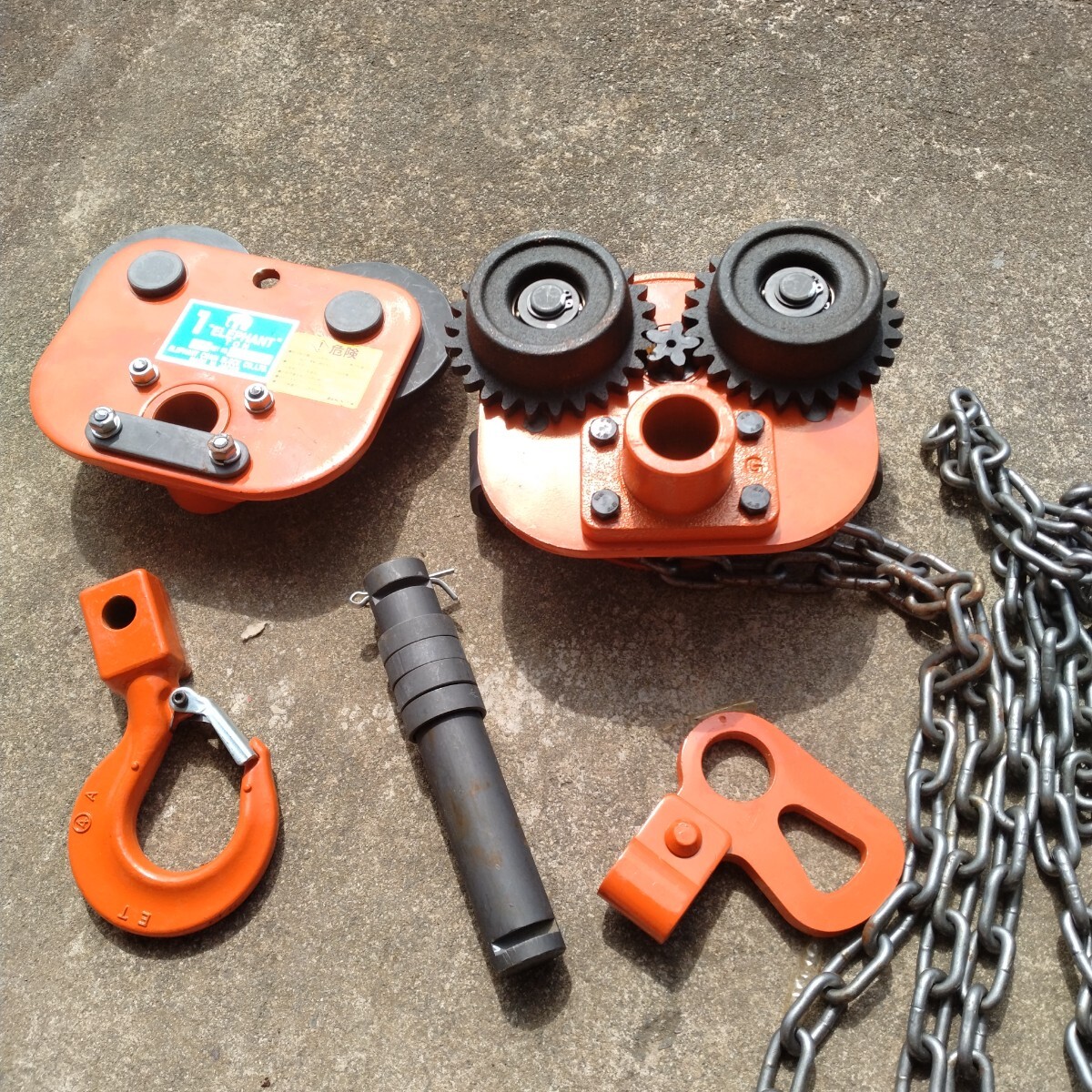 Yahoo!オークション - 未使用保管品 象印 吊り金具 手動用ギヤードトロ...