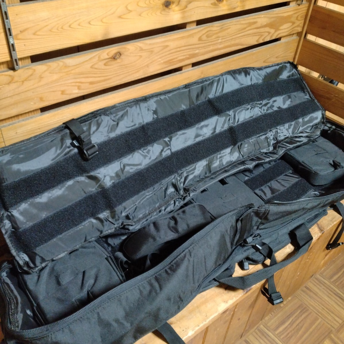 Yahoo!オークション - 美品 ガンケース W100cm ブラック/黒 2本収納 ラ...