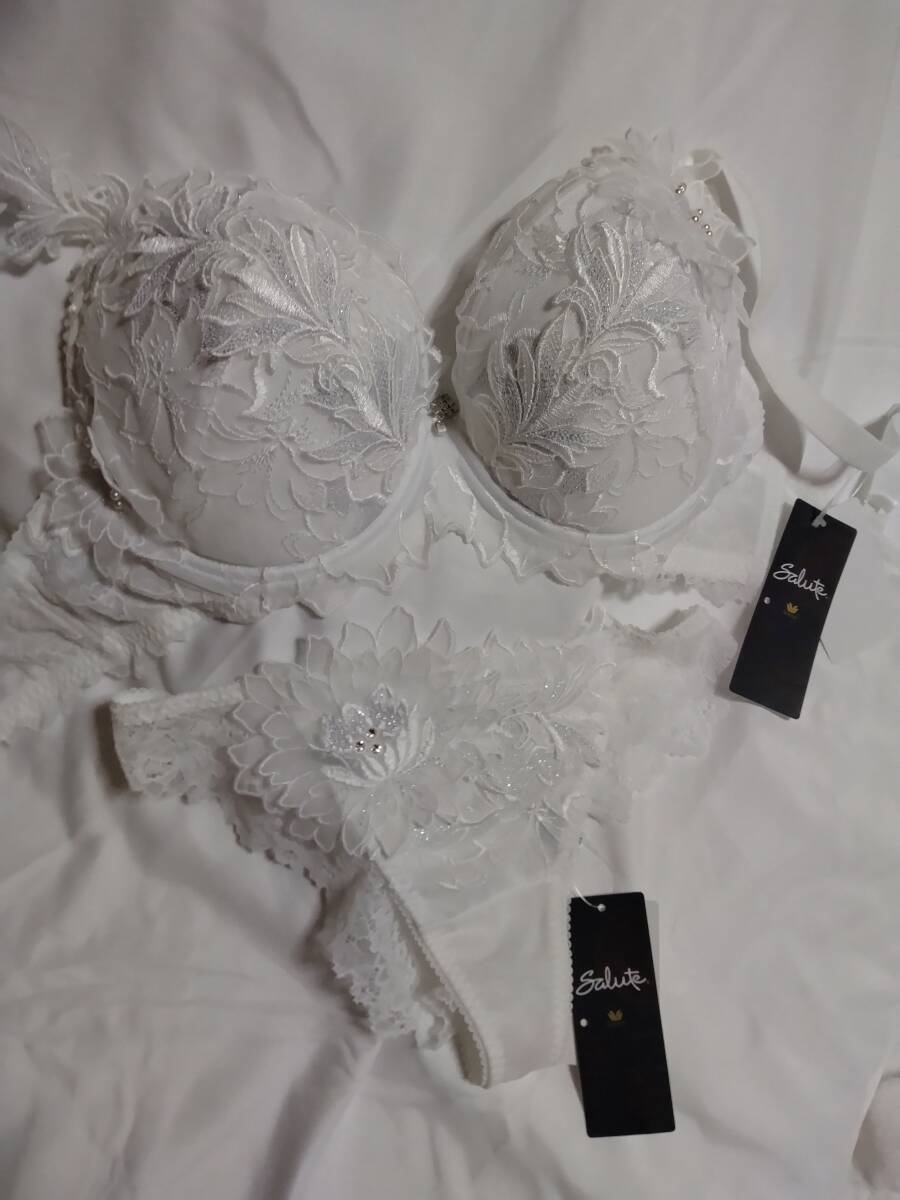 Yahoo!オークション - ワコールサルート 52Gオアシス プレステージ G65...