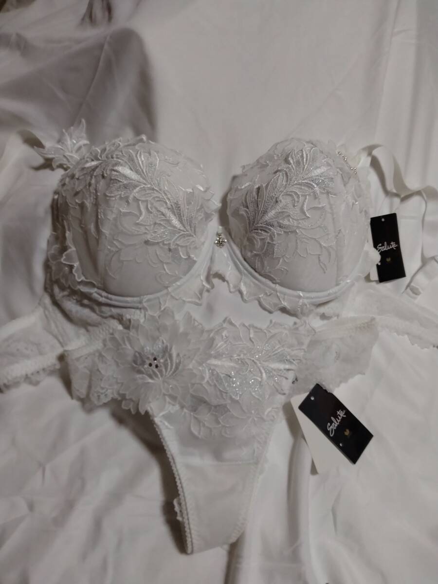 Yahoo!オークション - ワコールサルート 52Gオアシス プレステージ G75...