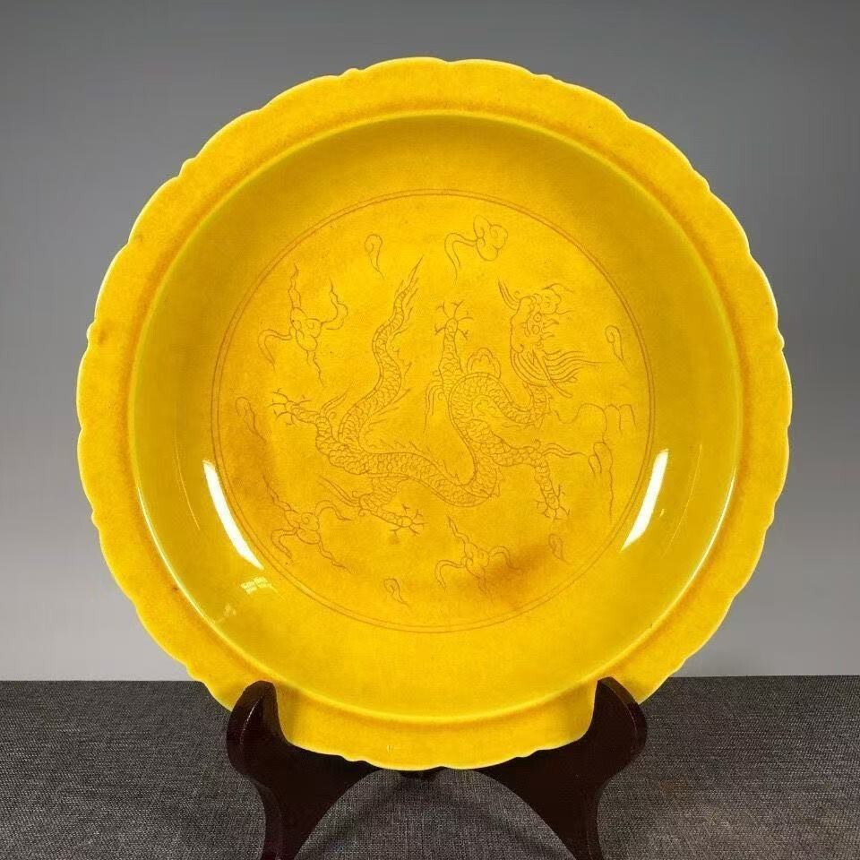 Yahoo!オークション - y63【珍寳斎】旧家収蔵 明代弘治 年制 鶏油黄 花...