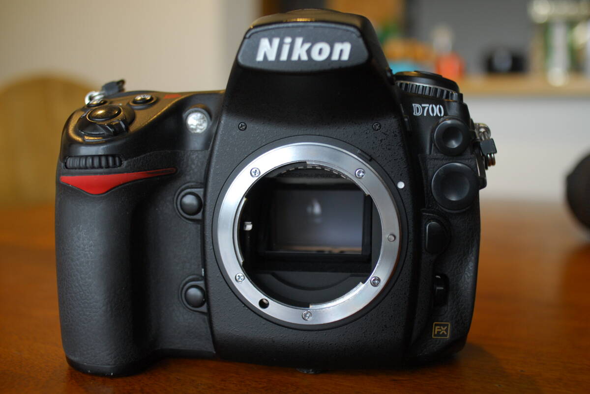 Yahoo!オークション - 撮れるジャンク Nikon D700 おまけつき EN-EL3e ...