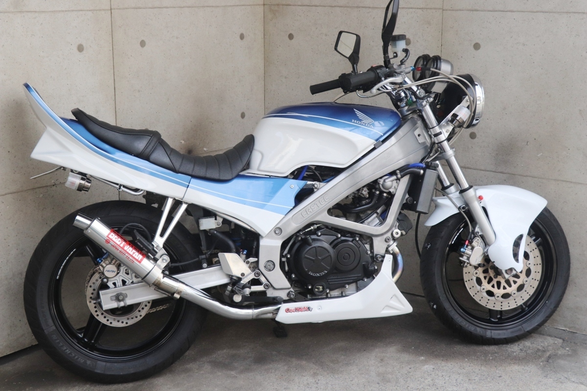 Yahoo!オークション - 横浜～ HONDA VT250 スパーダ CBR仕様...