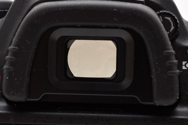 Yahoo!オークション - 新品級 返品保証 NIKON ニコン D200 デジタル ...