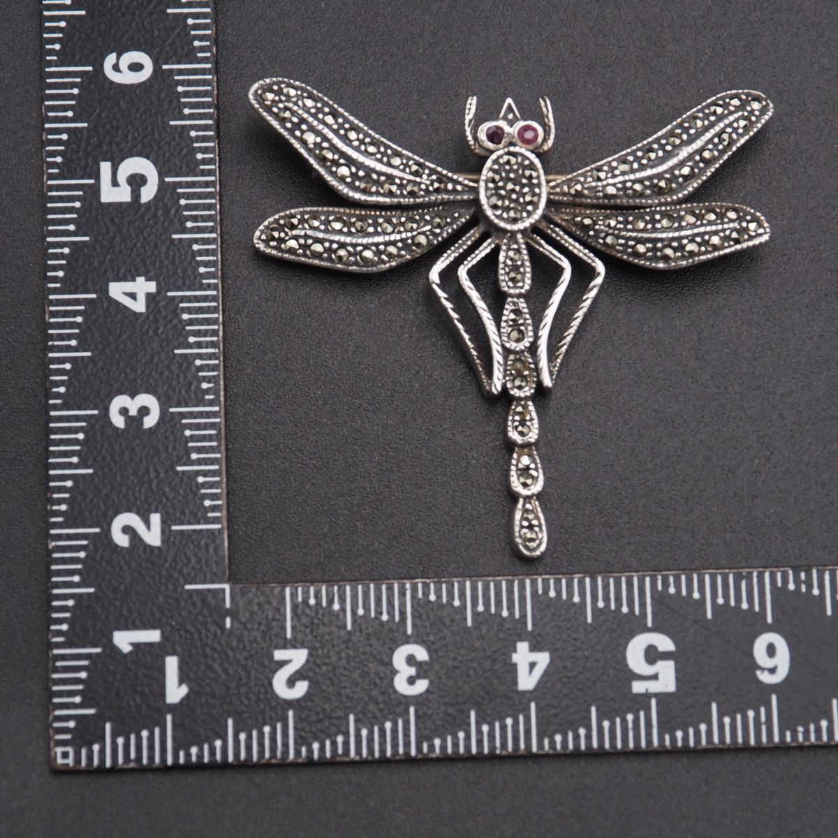 Yahoo!オークション - A447 ルビー ピンクスピネル 925刻印 ブローチ ...