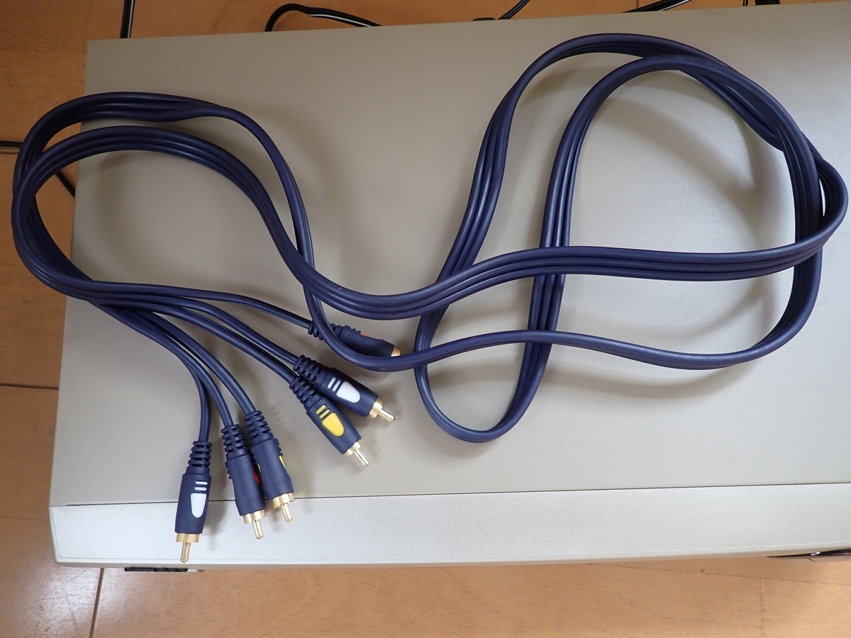 Yahoo!オークション - Victor（ビクター） VHSビデオデッキ HR-B9 動作...