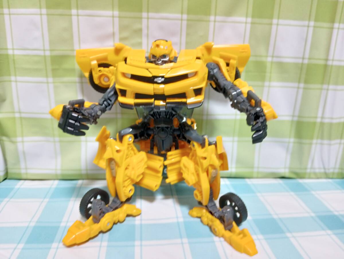 Yahoo!オークション - トランスフォーマー MPM-3 バンブルビー 可動 フ...