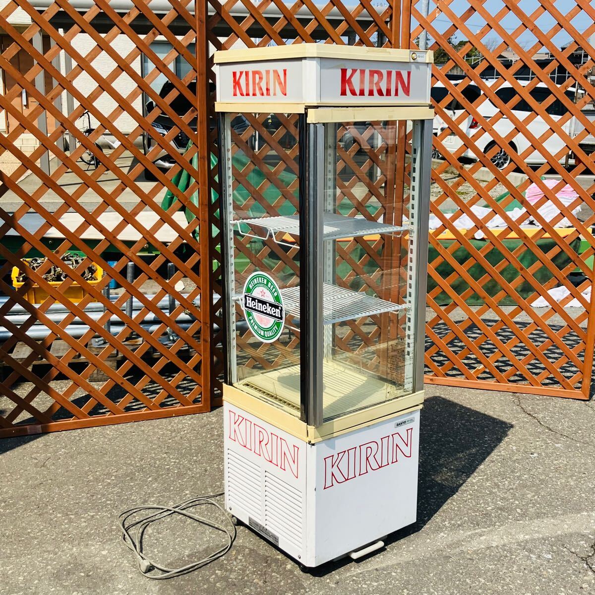 Yahoo!オークション - SANYO サンヨー 冷凍ショーケース SSR-165B 93L ...