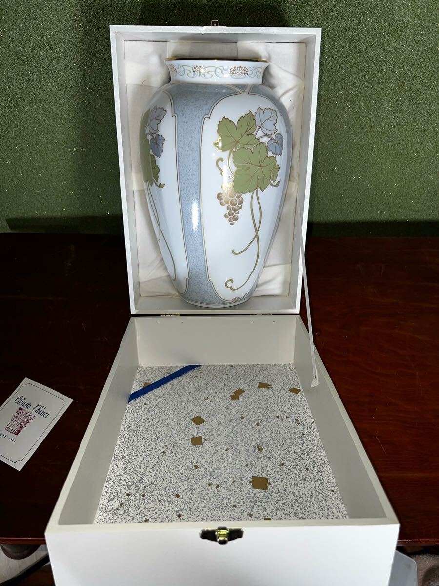 Yahoo!オークション - 管A301 希少 未使用品 大倉陶園 色絵葡萄花瓶 保...