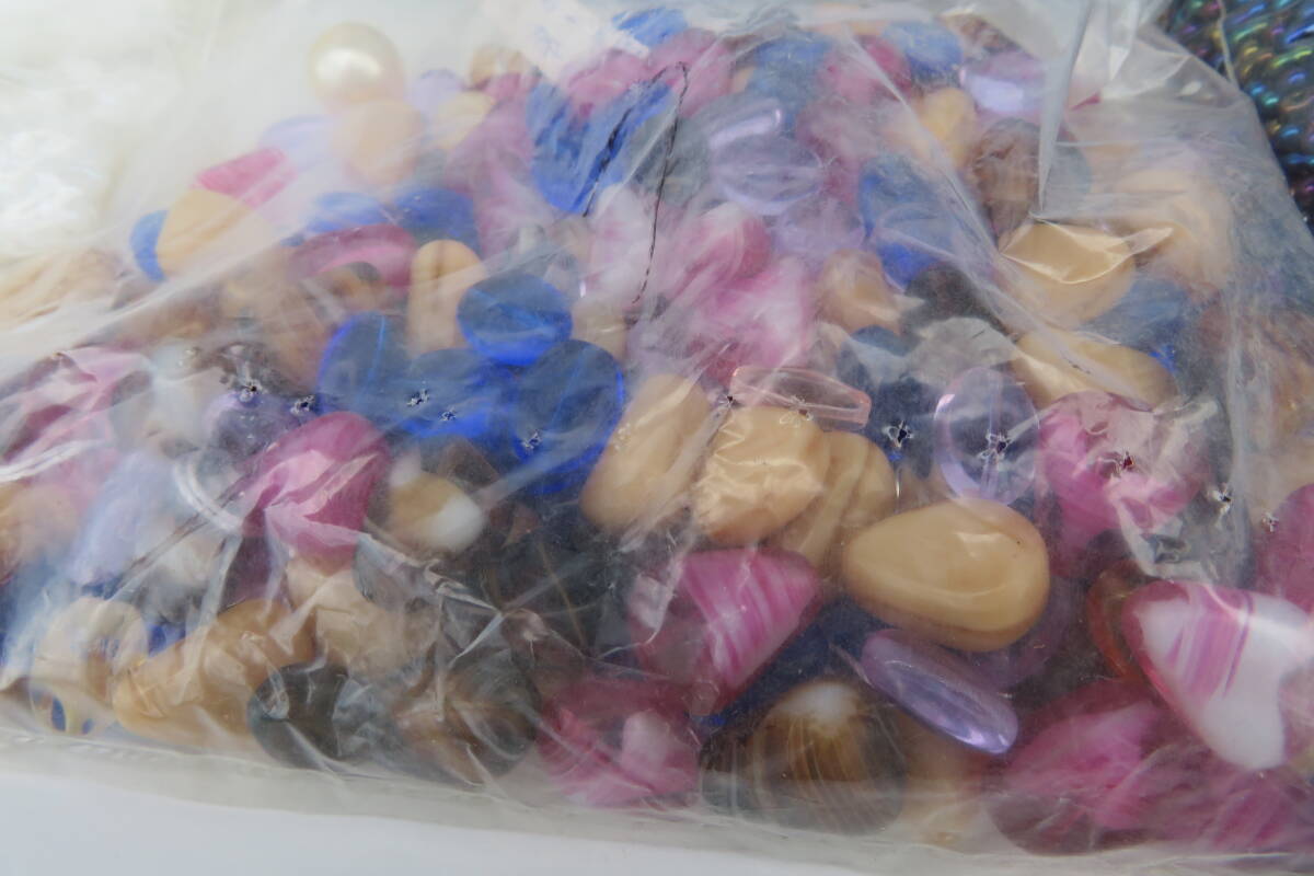 Yahoo!オークション - 63 未使用 チェコビーズのみ BEADS 大量 9.3kg以...