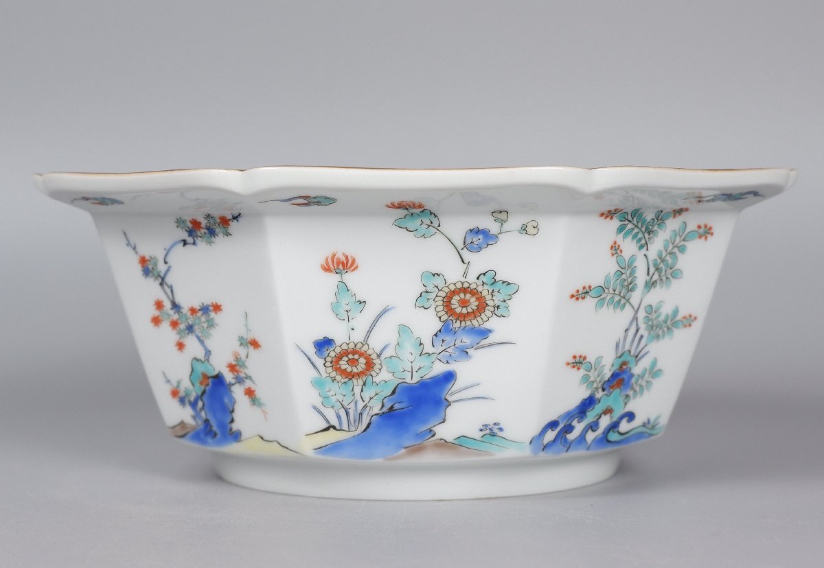 Yahoo!オークション - 【MKA】13代酒井田柿右衛門 錦草花紋文様八角型...