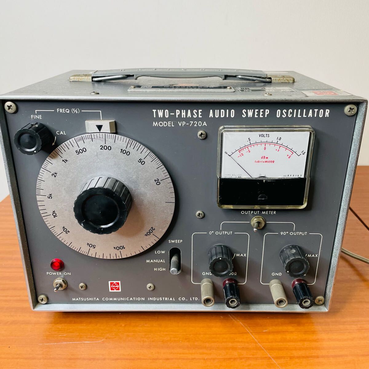MATSUSHITA 松下 TWO-PHASE AUDIO SWEEP OSCILLATOR VP-720A オシレーター(電気計測器)｜売買されたオークション情報、yahooの商品情報を ...
