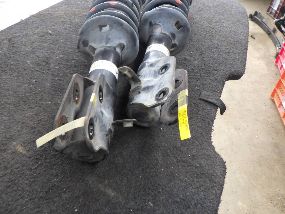 Yahoo!オークション - 杉B4 即決 MK21S パレット ストラット ショック ...