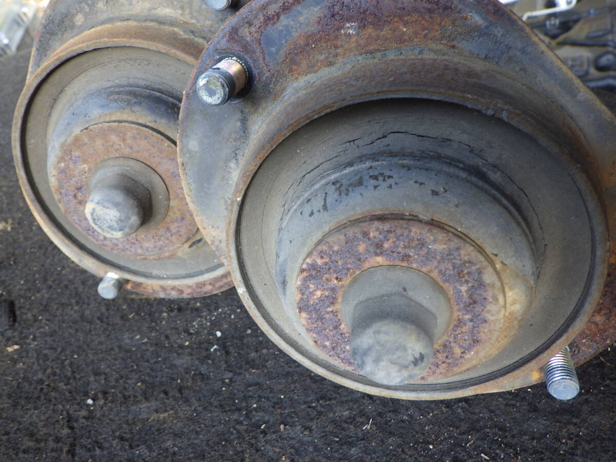 Yahoo!オークション - 杉B6 即決 KV4 サンバー ストラット ショック ス...