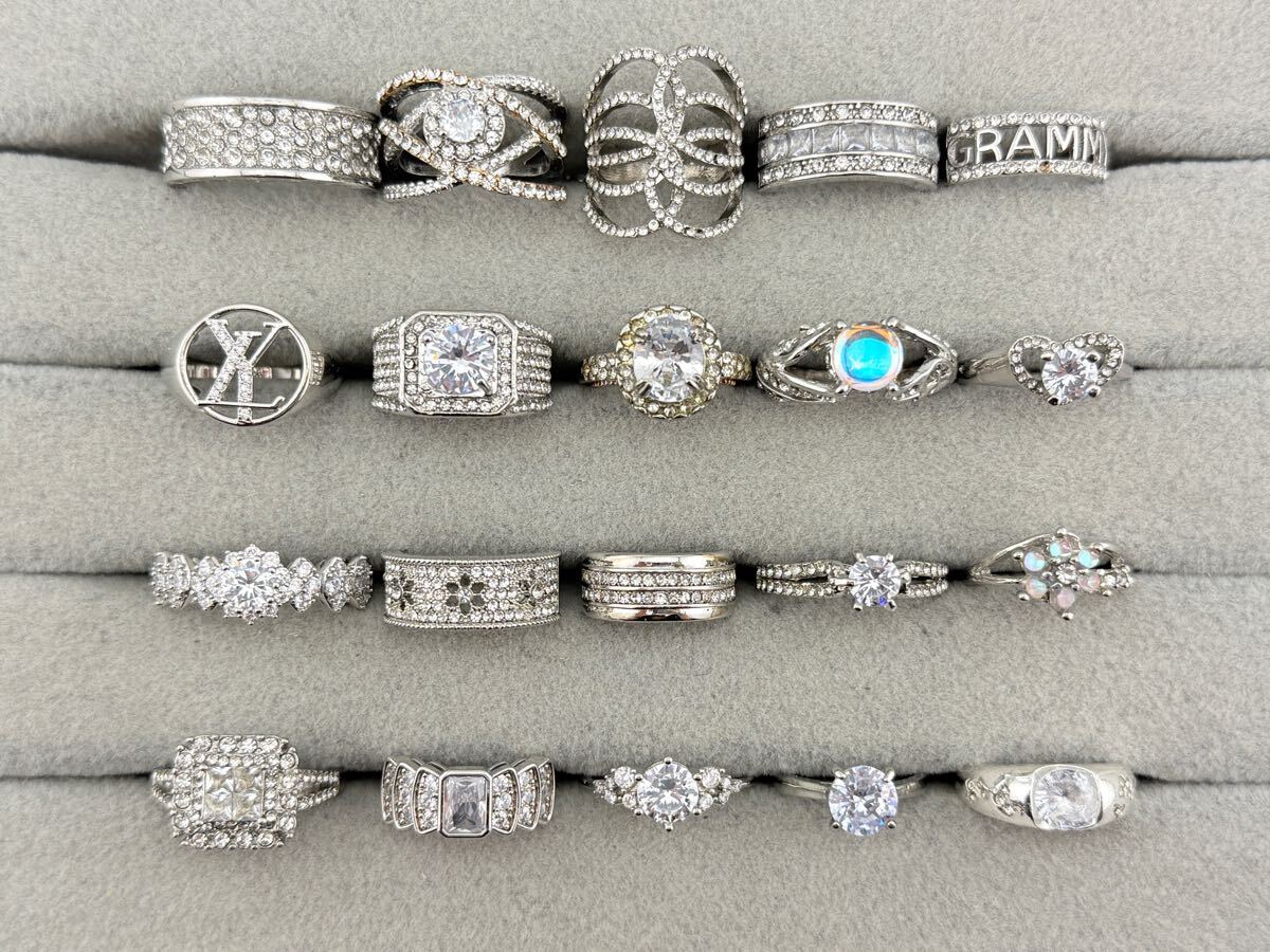 Yahoo!オークション - J321 キュービックジルコニアなど リング 指輪 ...