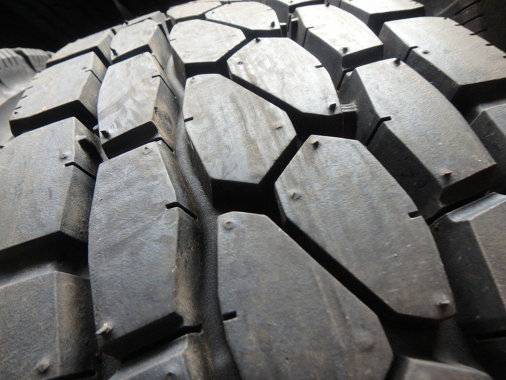 Yahoo!オークション - N182 ほぼ新品 2024年製 送料無料【225/80R17.5 ...