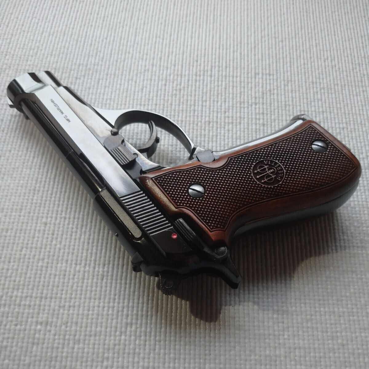 Yahoo!オークション - モデルガン マルシン ベレッタ M84 Wディープ ブ...