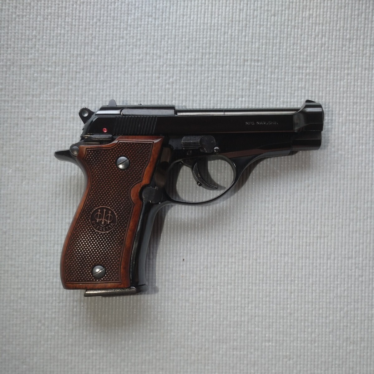 Yahoo!オークション - モデルガン マルシン ベレッタ M84 Wディープ ブ...