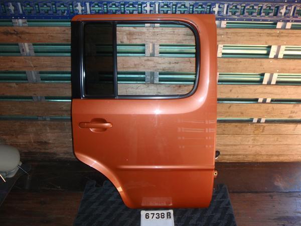 Yahoo!オークション - キューブ BZ11 運転席後ろドア (6738)