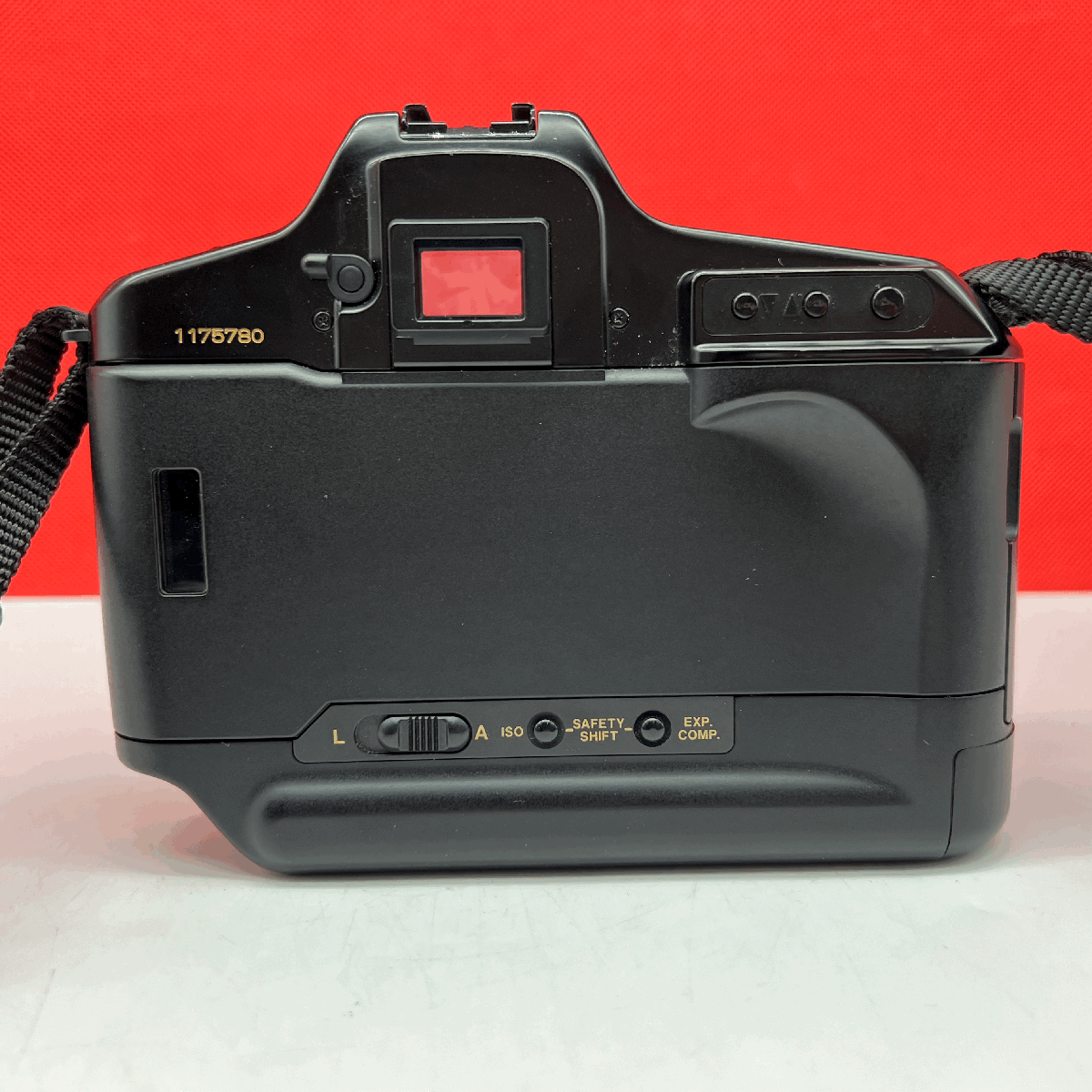 Yahoo!オークション - 36 防湿庫保管品 Canon T90 一眼レフカメラ フ...