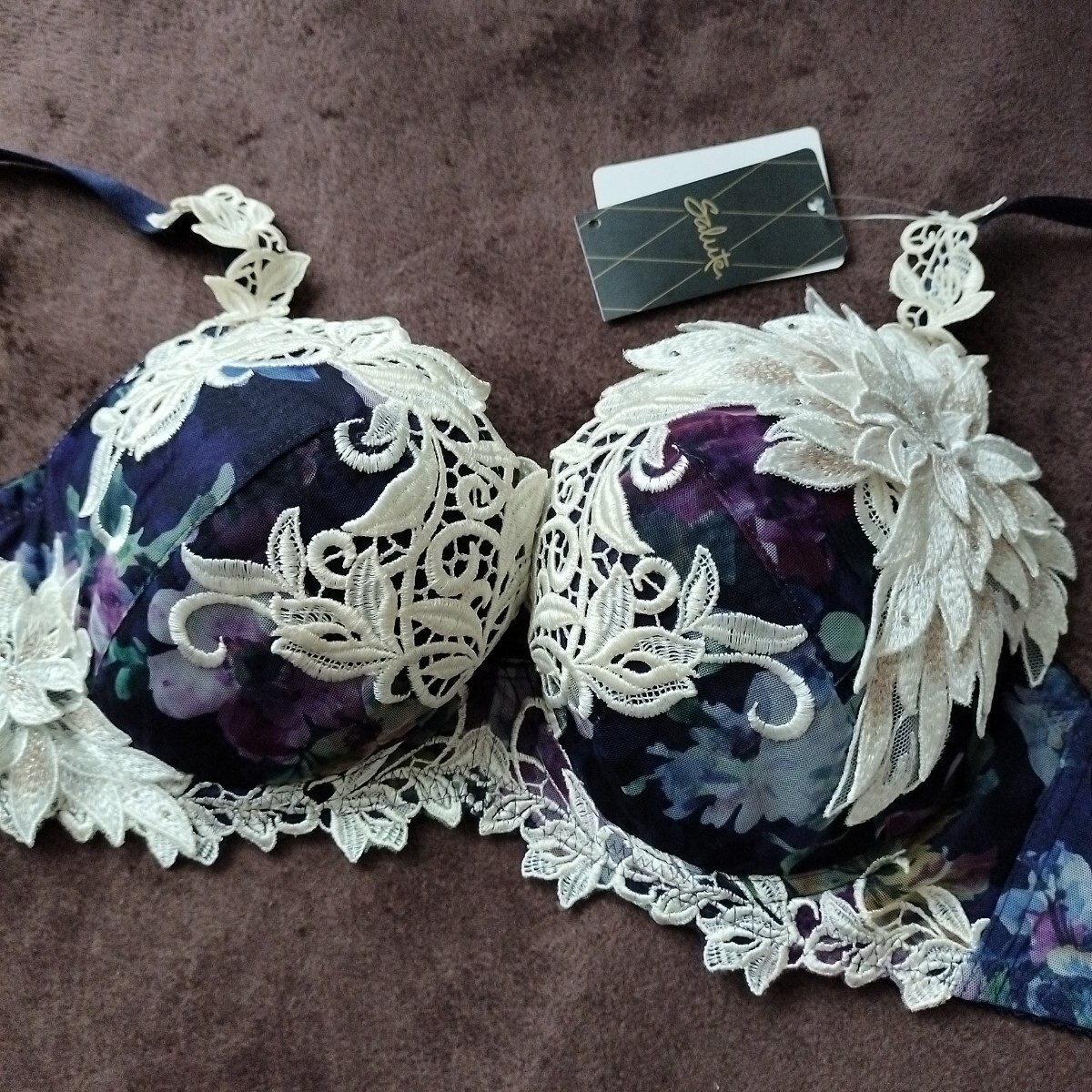 Yahoo!オークション - サルート 62 ブラジャー単品 F70 WACOAL 新品未...