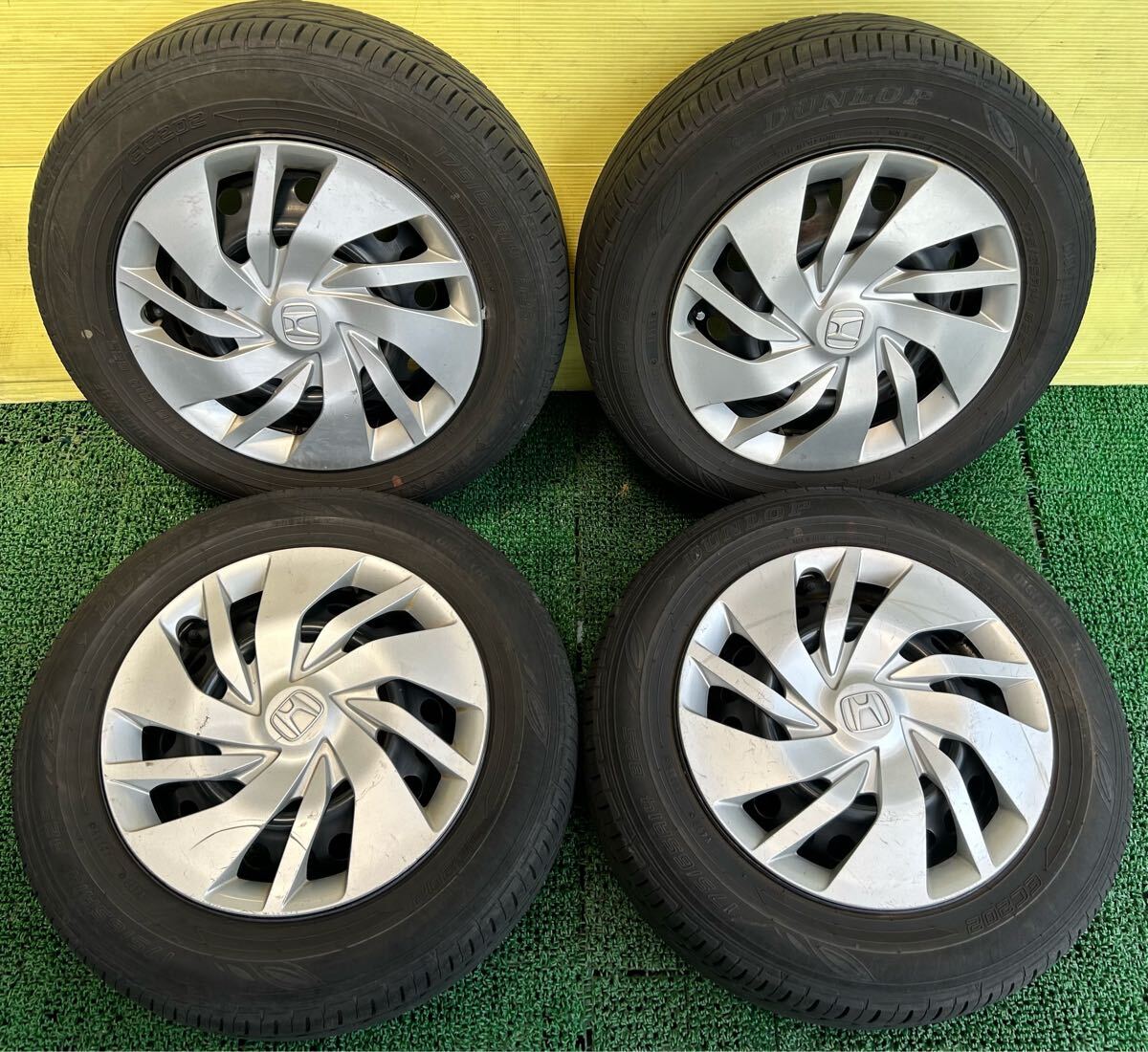 Yahoo!オークション - 175/65R14 2019年ノーマル ダンロップEC202 4本...