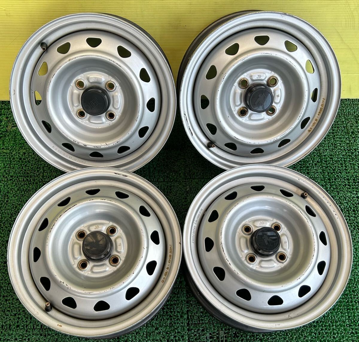 Yahoo!オークション - 14インチスチールホイール 4本セット 4穴 PCD10...