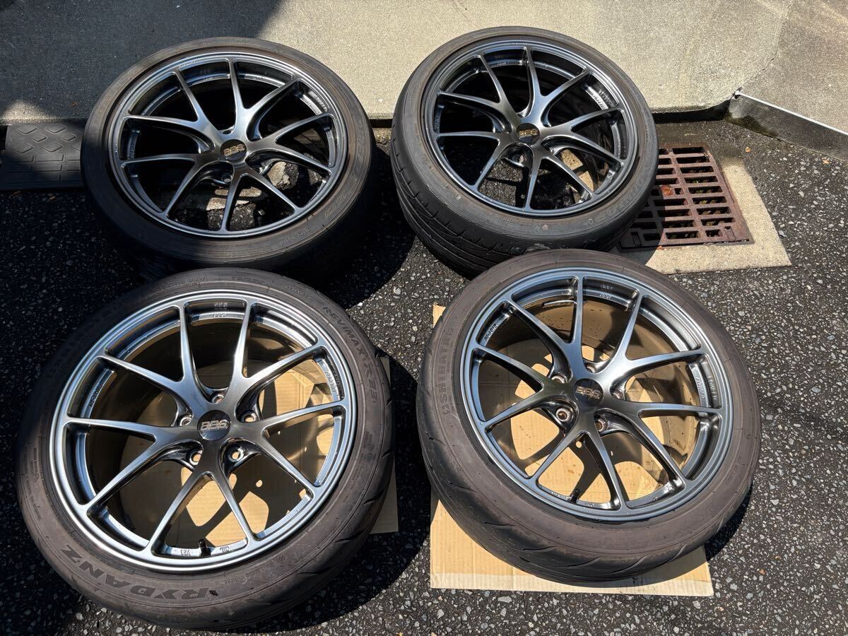 Yahoo!オークション - 美品 BBS RI-A タイヤ付き 18インチ8.5J+35 2本 ...