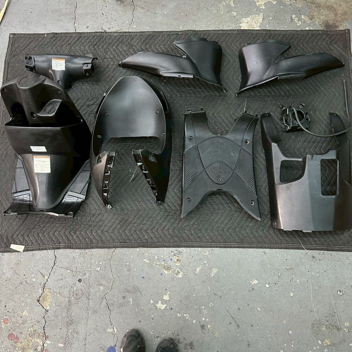 Yahoo!オークション - 動画付A87 CA1PB ZZ SUZUKI 純正 インナーカウル...