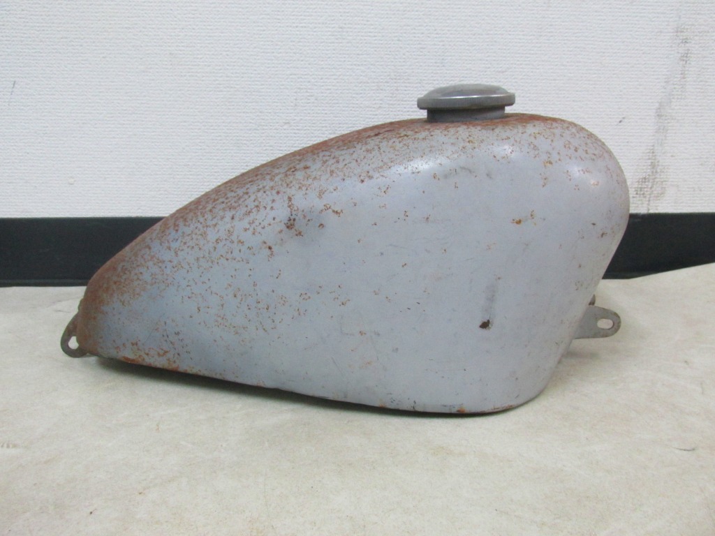 ρ ハーレー スポーツスタータンク 汎用 エボ ショベル パン チョッパー ナロー FLH FLS FXS FXE FXR FXDL XLH(ハーレーダビッドソン用)｜売買されたオークション ...