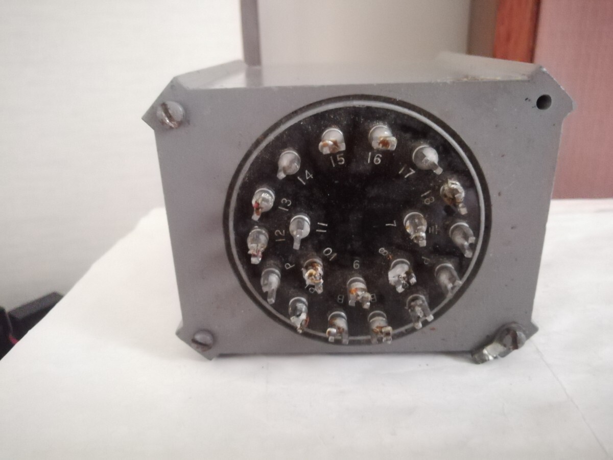 Yahoo!オークション - UTC LS-55(こ白色) PP用出力トランス 1個 中古良...