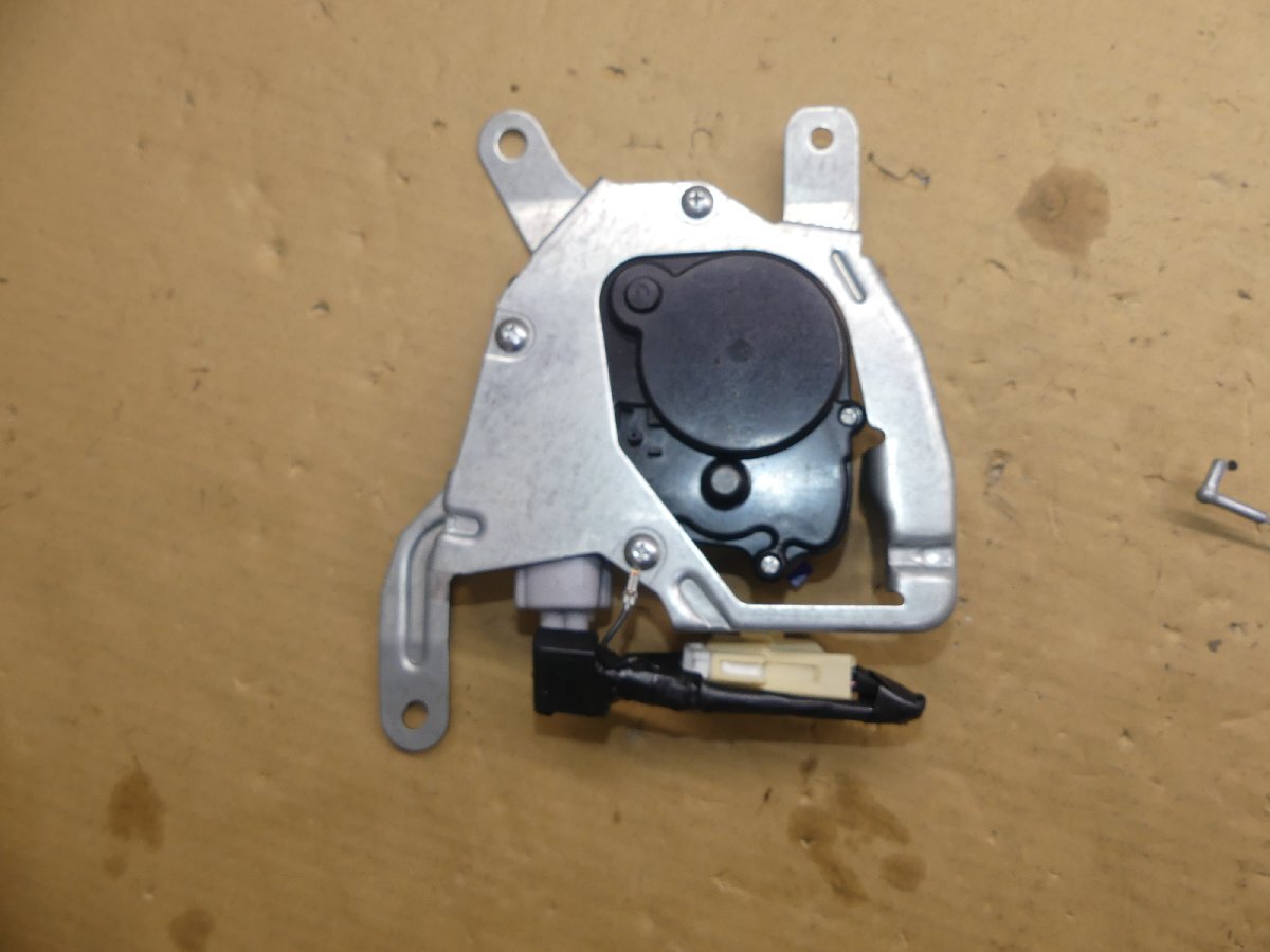 Yahoo!オークション - B1317 イ B トヨタ エスティマ 純正 スライド ド...