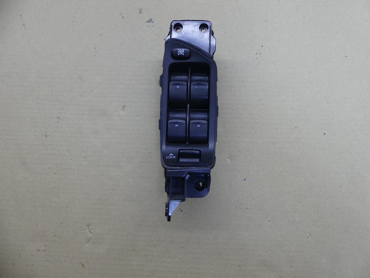 Yahoo!オークション - B267 イ B スバル レガシィ BP9 前期 純正 ウイ...