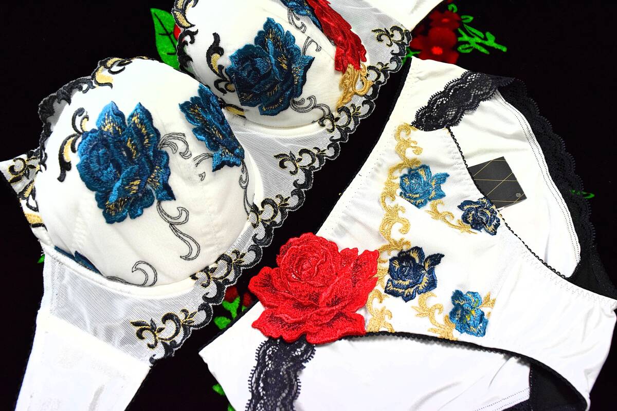 Yahoo!オークション - 新品・タグ付き ワコール サルート 73G・ベル...