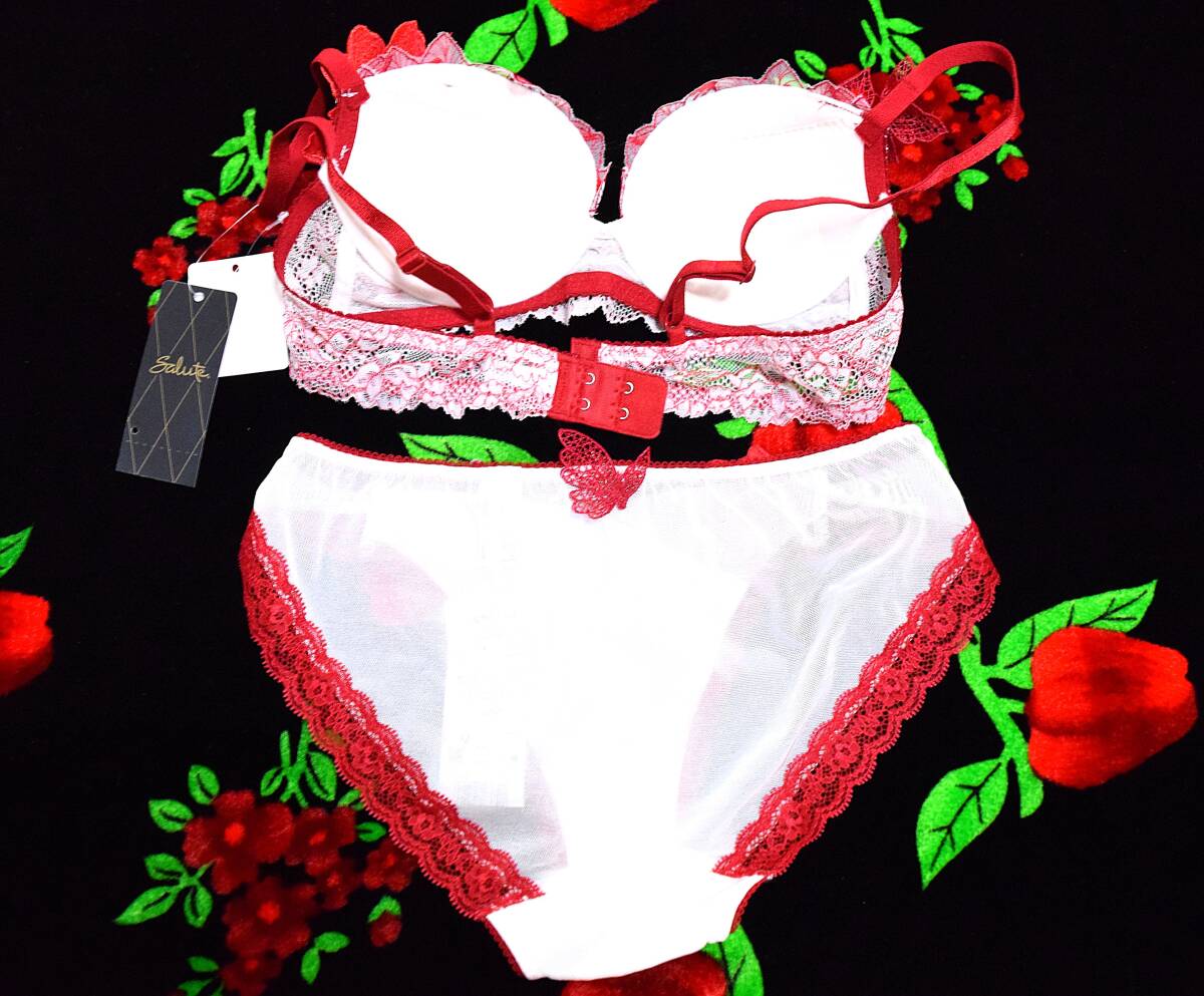 Yahoo!オークション - 新品・タグ付き ワコール サルート 83G・ホリ...