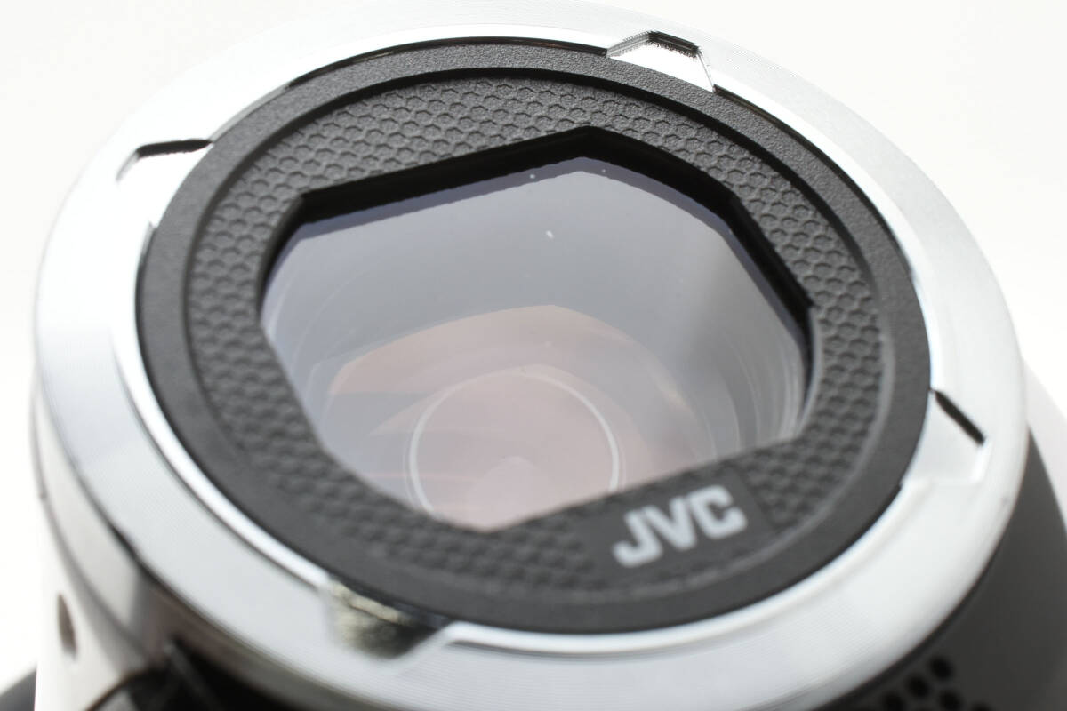 Yahoo!オークション - 動作OK JVC Everio GZ-F100-W ホワイト デジタ...