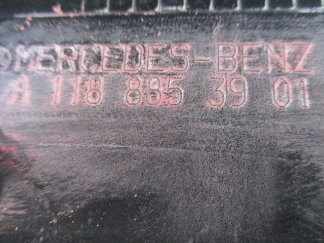 Yahoo!オークション - 即決 ベンツ/A118/CLAクラス/AMG/純正品/フロン...