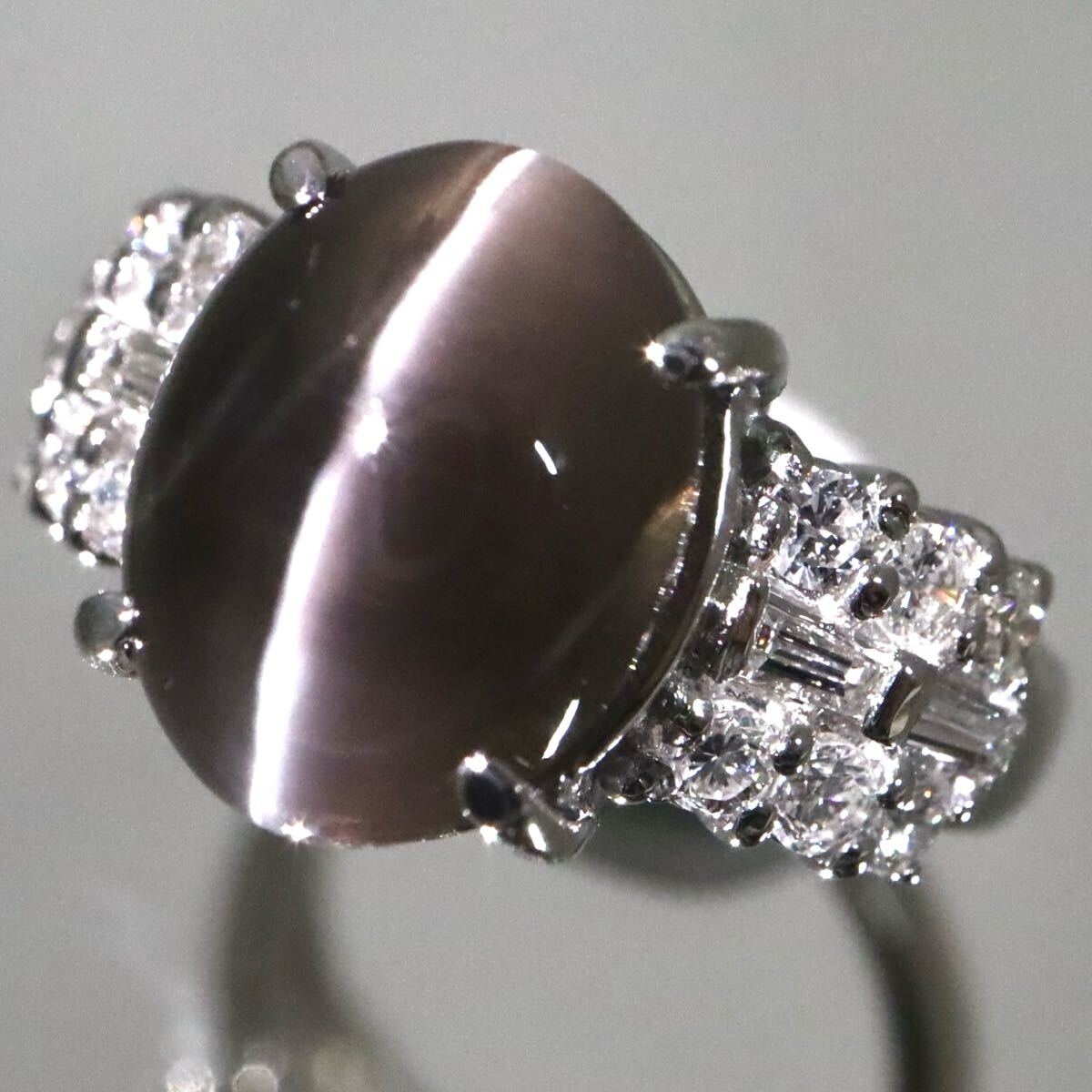 Yahoo!オークション - 5.94ct Pt900 ソ付き 天然シリマナイトキャッツ...