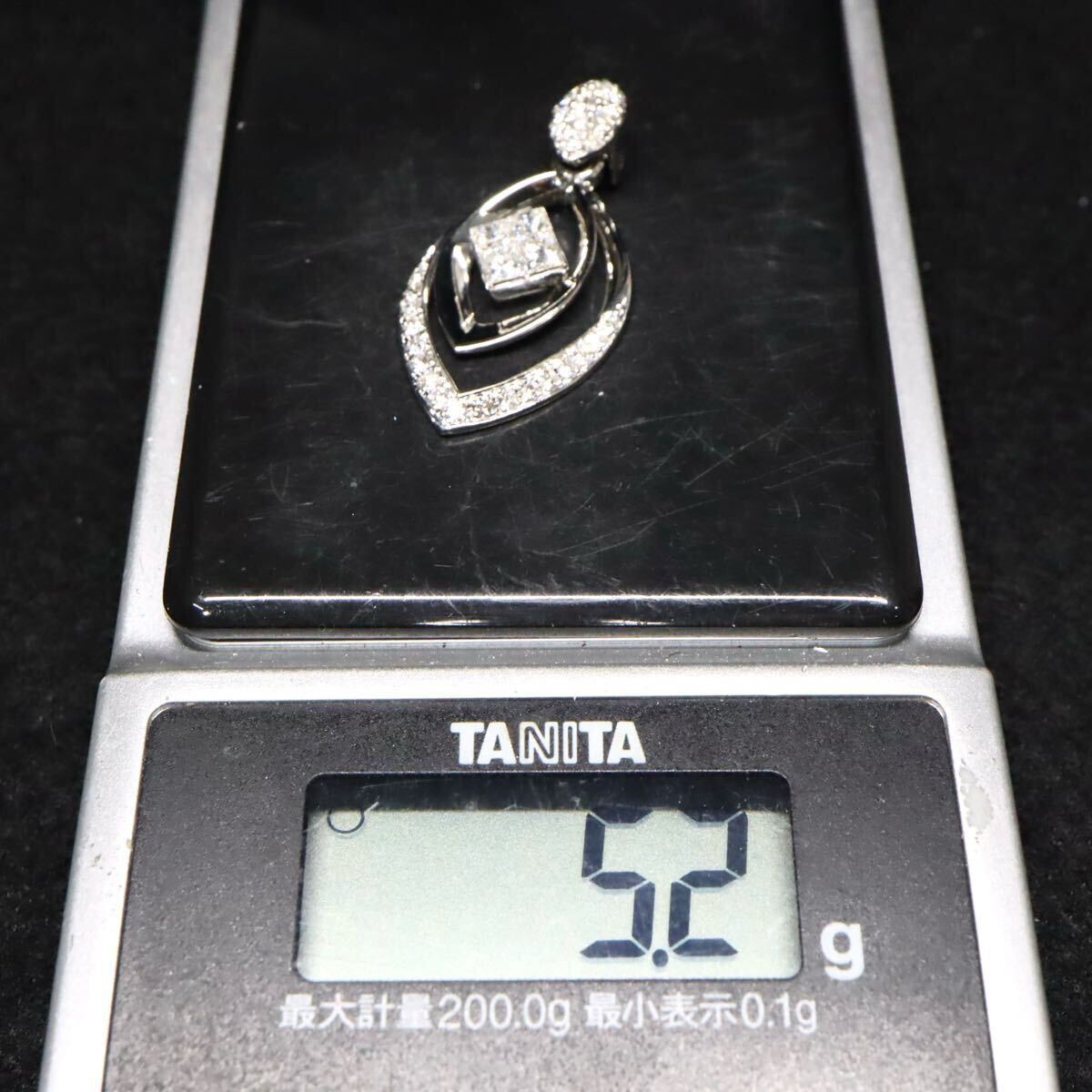 Yahoo!オークション - Pt900 0.85ct 美品 可動 天然ダイヤモンドペンダ...
