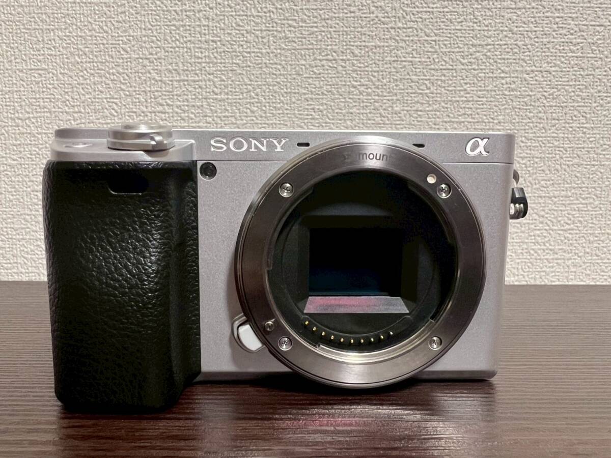Yahoo!オークション - SONY a6400 ILCE-6400 ミラーレス 一眼カメラ ボ...