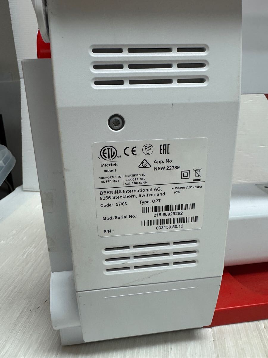 Yahoo!オークション - ベルニナ simply red B215 コンピュータミシン ...