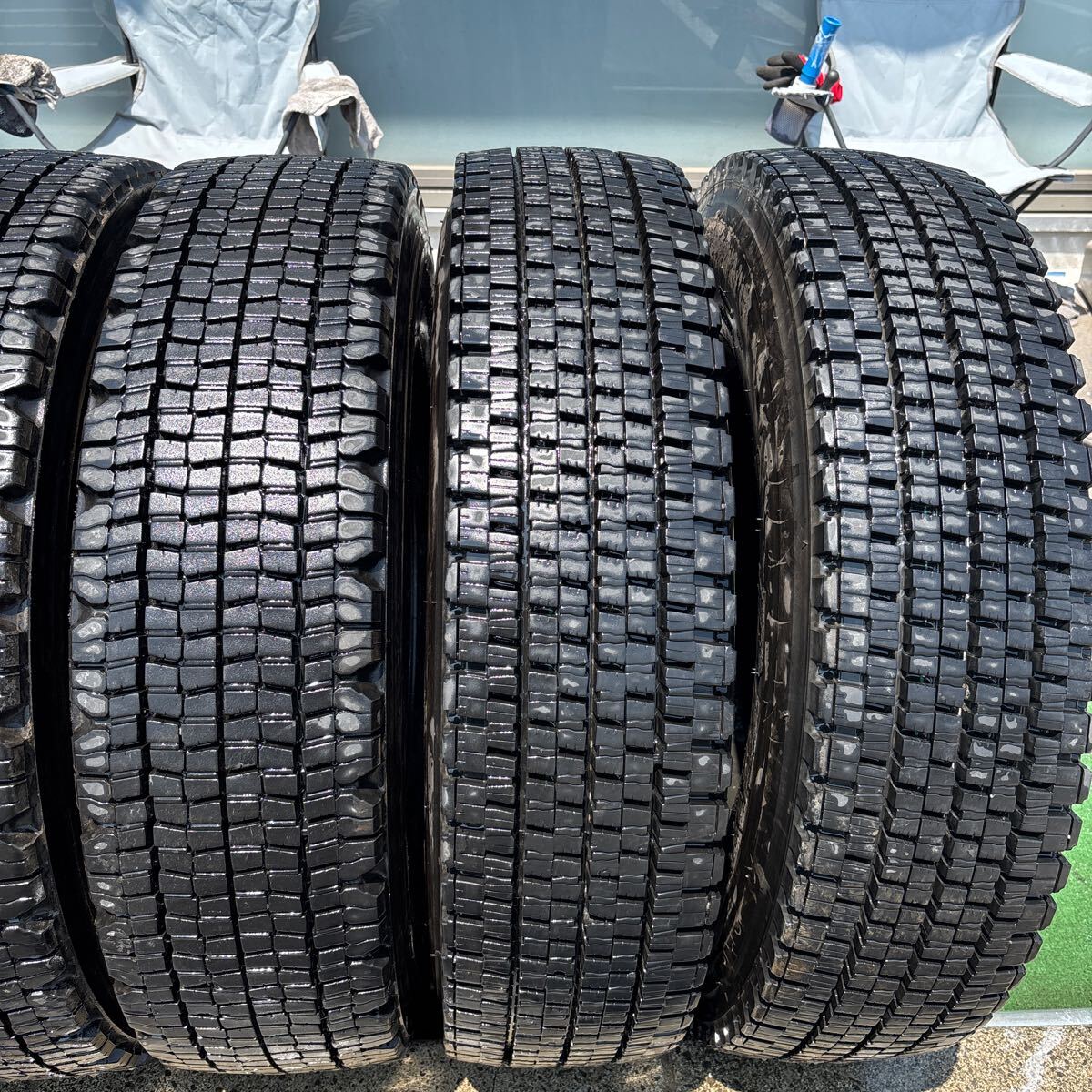 Yahoo!オークション - 9R19.5 中古スタッドレス 激安美品 6本セット 57...