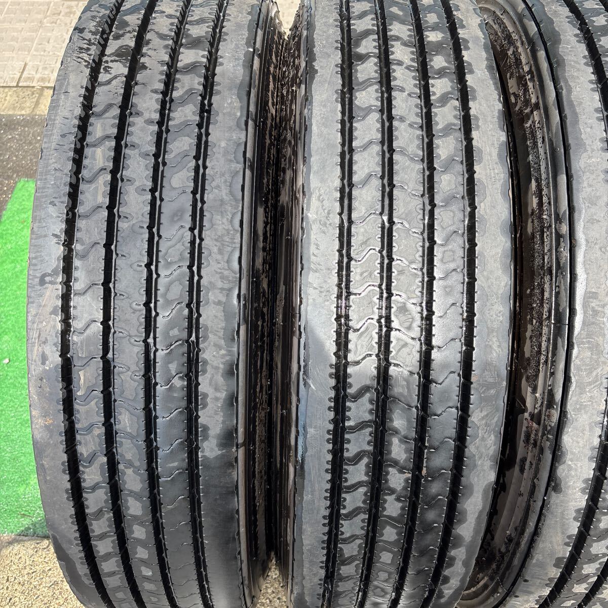 Yahoo!オークション - 9R19.5. 14PR YOKOHAMA. RY237. 2023年 激安美品...