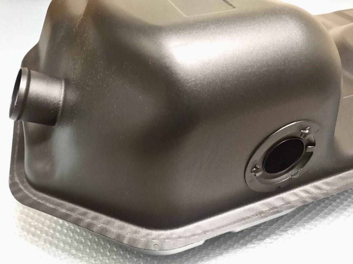 Yahoo!オークション - 新品 後期用 S30Z S31Z ガソリンタンク オリジナ...