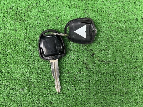 Yahoo!オークション - 285 Z23 W コルト 三菱 キーレス 鍵 即日発送可...